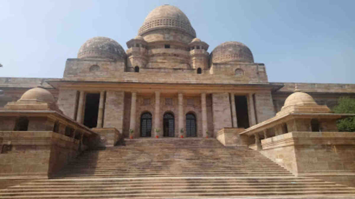 Bombay High Court Issues Notice to Maharashtra Govt Over Cancellation ...